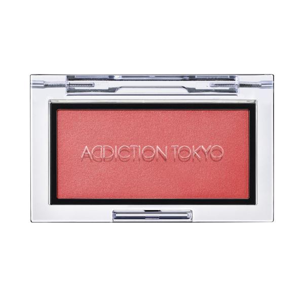 [ブランド]アディクション[カテゴリ]チーク[内 容 量]2.8gうつりゆく空のように、エモーショナルに頬を彩る28色のブラッシュ。光で遊ぶようにニュアンサーを重ねれば、つい見惚れてしまうような表情に。