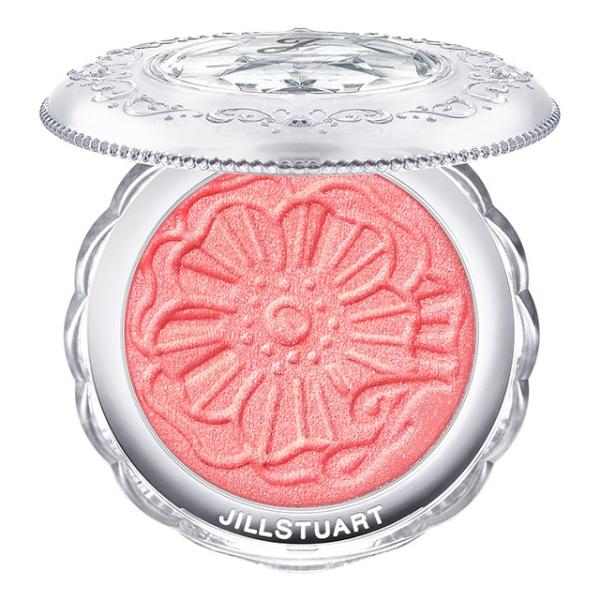 [ブランド]ジルスチュアート[カテゴリ]シマーチーク[内 容 量]4.2gやわらかな日ざしを浴びたようなきらめきを宿す。オイルリッチでしっとりと肌に密着するシマーチーク。
