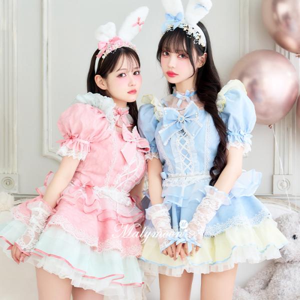 ■セット内容ワンピース・カチューシャ×2・カチューシャリボン・首飾り・フロントリボン・アームカバー・ウエストフリル・ウエストチェーン・ウエストリボン×2・尻尾・靴下飾り・ニーハイソックスモデル着用のパニエは別売りです。■素材ポリエステル92...