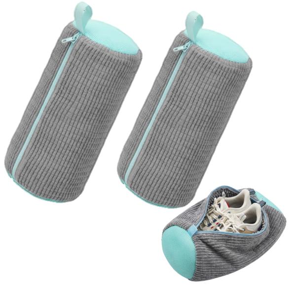 靴専用に設計された洗濯ネット スニーカーや上履きなど、靴を洗うことを前提に設計された洗濯ネットです。靴が中で動きにくい構造で、洗濯機での靴洗いをサポートします。固定構造で型崩れに配慮 ネット内部の構造が靴をやさしく支え、洗濯中の動きを抑える...