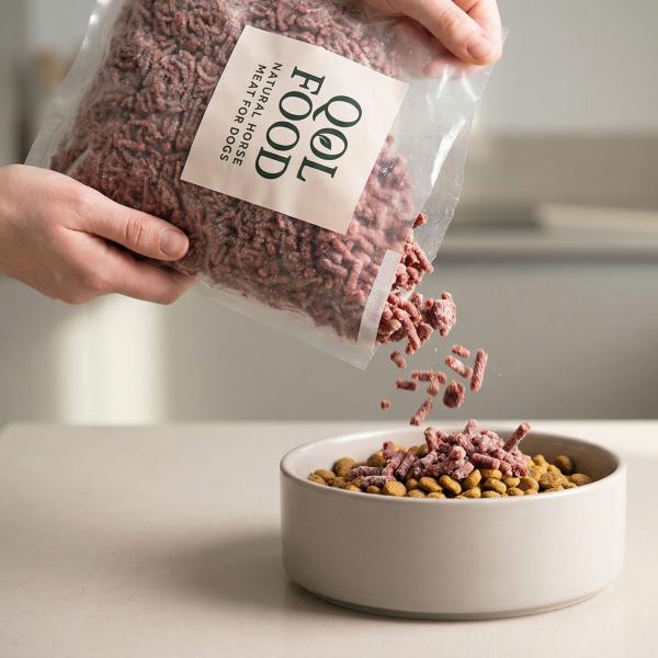 馬肉パラパラミンチヘルシーな馬肉をパラパラミンチに！高タンパク・低脂質・低カロリーで知られる馬肉を冷凍パラパラミンチにしました。ワンちゃんのドライフードへのトッピングや手作りご飯の材料にご活用ください。・ヒューマングレード本品は人でも食べら...