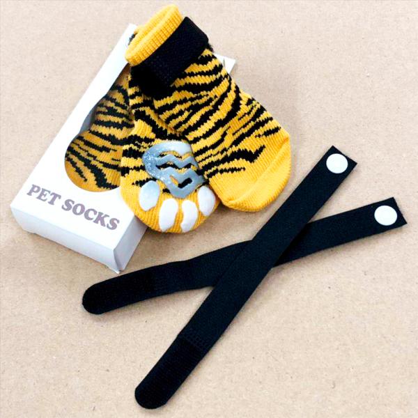 アライブ L’anje SOCKS S M L LL ( チェックベージュ サンドピンク スニーカーホワイト フリルグレー ボーダーブルー ボーダーブラウン タイガー ピューマ ハロウィン クリスマス )肉球保護しながらオシャレもできる今注...