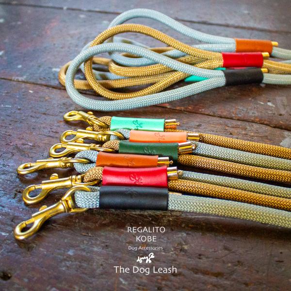 ■仕様素材：本革 / 真鍮メッキ金具 / ロープ(ナイロン/ポリエステル)米国製長さ：約120cm重さ：約110gロープ径：約10mm適応体重：20kgまで生産国：日本製■使用上のご注意・事故防止の為、金具・ロープ等、異常がないか十分に確認...