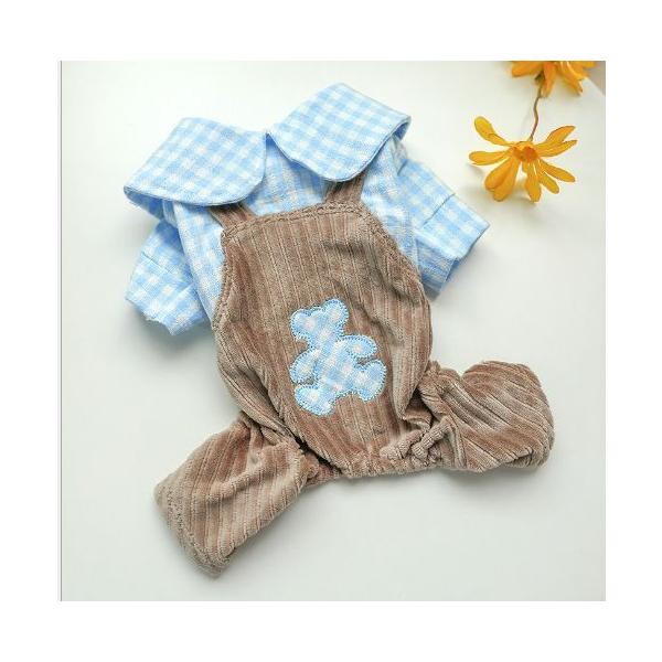 やわらかいコーデュロイ生地を使用しているので、秋口から着用OK！背中のくまちゃんが可愛らしさをUP!!１枚でセットアップ完了色違いもあるので兄弟姉妹・お友達わんことお揃いもおすすめ。デイリー使いはもちろん、お出かけなどにも着れる程良いカジュ...