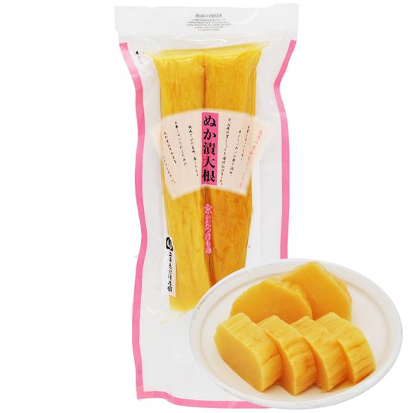 寒大根を糠（ぬか）に漬け込みと、大根本来の甘みが熟成されます。季節に応じて十分に熟成させた歯ごたえあるお漬物。仕上げに、かつおで風味をととのえました。原材料：大根、漬け原材料〔アミノ酸液（たん白加水分解物、食塩、砂糖、酵母エキス）、糖類（砂...