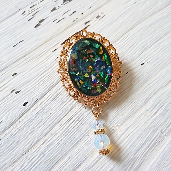 上品と輝きが嬉しいブラックブローチです！店頭販売でも人気のアイテム！遂にNet販売でも対応出来る事になりました！