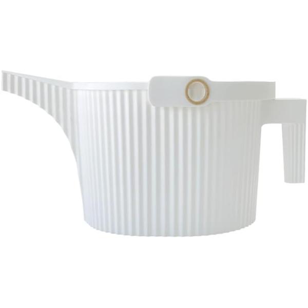 世界初！マルチスプリンクラー構造で、ドラマティックな散水を・・・毎日の植物のお世話に新たな機能と楽しさをプラスした新感覚のジョウロ！ 独自の注ぎ口、マルチスプリンクラー構造により、まるで噴水ショーの様なドラマティックでやさしい散水、素早い散...