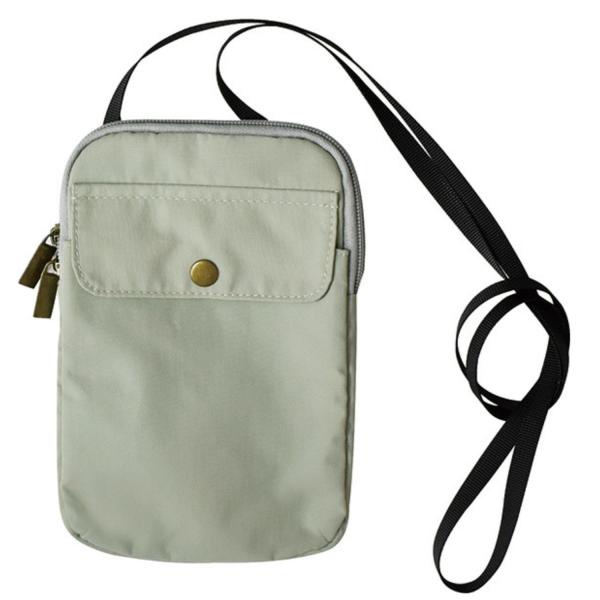●グログランナイロン生地/内側にポケット付きスマホやカード、カギなど必要最小限の持ち物をまとめられるシンプルなミニポシェット...