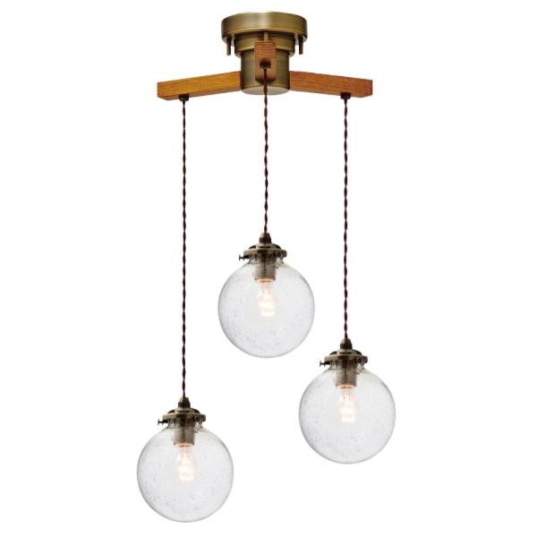 ●ブランド:INTERFORM INC.●色:クリア●材質:木 スチール ガラス●スタイル:シンプル ナチュラル モダン●部屋タイプ:リビングルーム ダイニングルーム 寝室 玄関 キッチン●【商品の概要】 3つのペンダントライトを贅沢に使用...