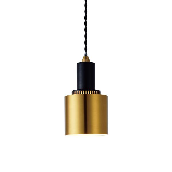 ●ブランド:INTERFORM INC.●色:ゴールド×ブラック●材質:合金鋼●スタイル:シャープ ミニマル スタイリッシュ フェミニン モダン●照明器具の形状:ペンダント●【商品の概要】直線的なフォルムがシャープな存在感を放つ、ミニマルで...