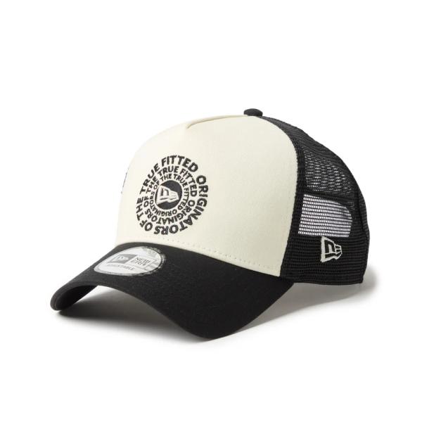 ブランドのルーツを感じさせる、クラシックかつ印象的なロゴキャップ。かつて使用していたタグライン「Originators of the True Fitted」をフィーチャーしたコレクション。アパレルでも人気の高い、サークル状にレイアウトされ...