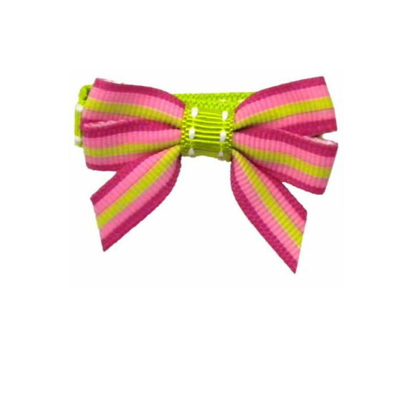 商品説明メーカー名 Angel's ribbon商品説明 ・クリップ全体がリボンで覆われているので、髪の毛や頭皮に優しいヘアーアクセサリーです。・クリップの内側にソフトラバーが付いているので、柔らかい髪でもしっかり留まります。・髪の毛だけで...