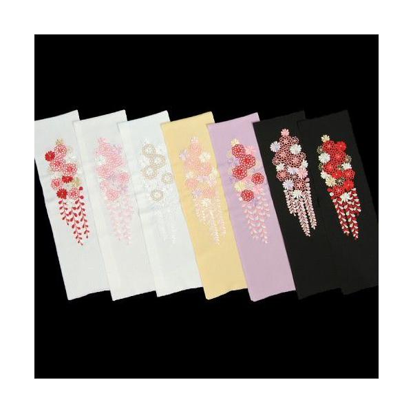 【ヤマトネコポス便発送】衿廻りを華やかに彩り振袖に最適な刺繍半衿になります。カラーは全部で7色ありますのでお好みの色目をお選び下さい。生地は「シルマース生地」を使用しており、シルキーで自然なふくらみの生地感でハリ、コシに優れマイルドな風合い...
