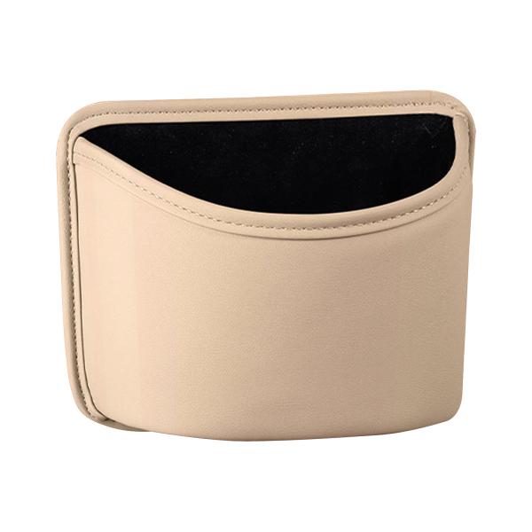 車用 レザーダストボックス 掛け型 汎用タイプ≪ベージュ≫ ※他カラーは別ページにて販売中素材：フェイクレザーカラー：ベージュサイズ：(約)縦160mm、横205mm、マチ70mmドアポケット、シートバックポケット、コンソールサイドトレイ等...