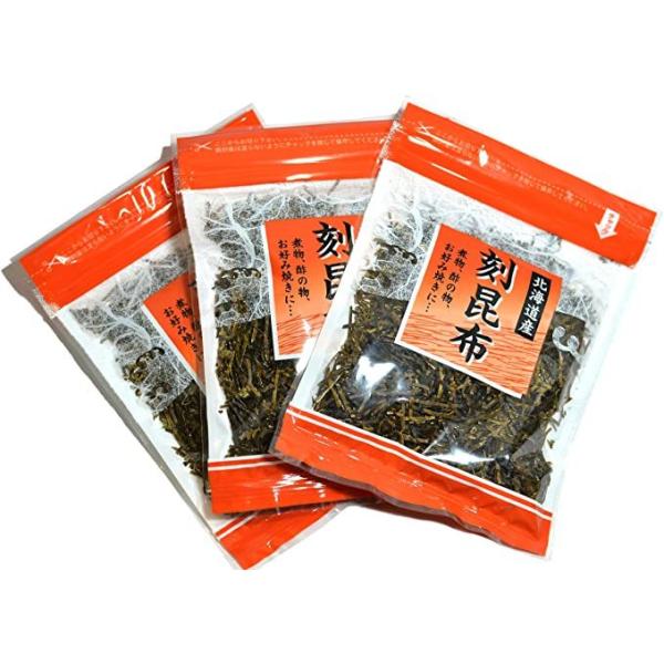 国産昆布に醸造酢の酸味を加え、柔らかく調理しやすい大きさに刻みました。 富山県では『昆布玉』という昆布入りのお好み焼きに、刻み昆布が入っており、歯ごたえや風味が良く人気があります。 また、三杯酢を使いきゅうりやとろろ芋を和えれば、簡単に美味...