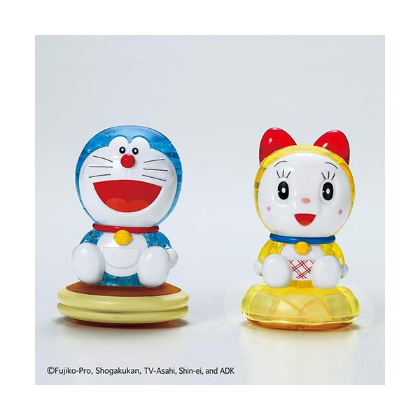 ●品番:50255●入数:１個●このパズルは透明のピースを組み上げる立体ジグソーパズルです。●完成すると、クリスタルのように美しく輝くインテリアとして楽しめます。●大好物のどらやきとメロンパンの台座に乗ったドラえもんとドラミが出来上がります...