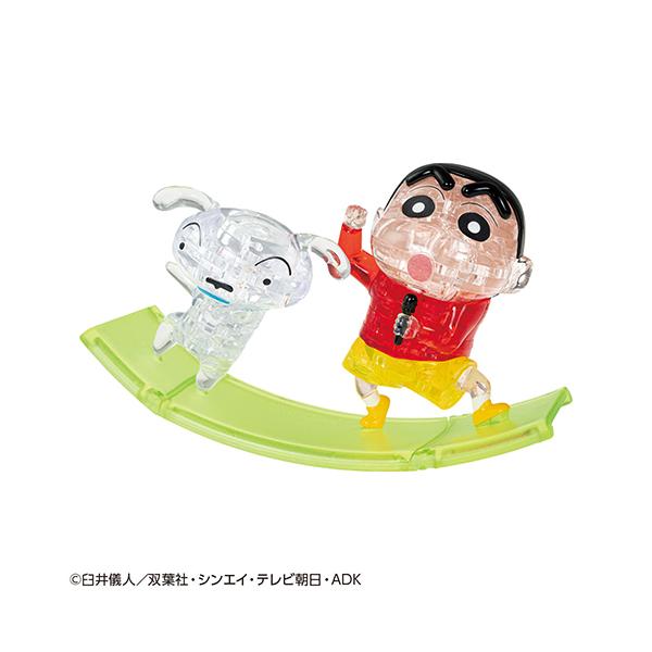 ●品番:50310●入数:１個●このパズルは透明のピースを組み上げる立体ジグソーパズルです。●完成すると、クリスタルのように美しく輝くインテリアとして楽しめます。●仲良く歌って踊る、しんちゃんとシロが出来上がります。