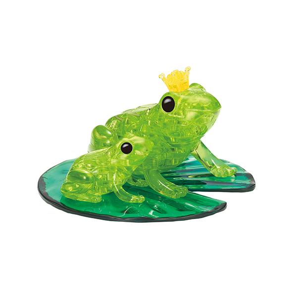 ●品番:50273●入数:１個●このパズルは透明のピースを組み上げる立体ジグソーパズルです。●完成すると、クリスタルのように美しく輝くインテリアとして楽しめます。●蓮の葉に仲良く乗った親子ガエルが出来上がります。