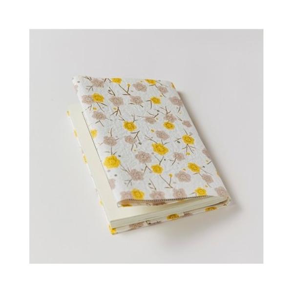 ●品番:22514●入数:１個●友禅和紙を使用した文庫本のブックカバーです。●友禅紙に揉み加工を施し、補強剤を塗布していますので、友禅紙の風合いが良くなり紙も強化されています。