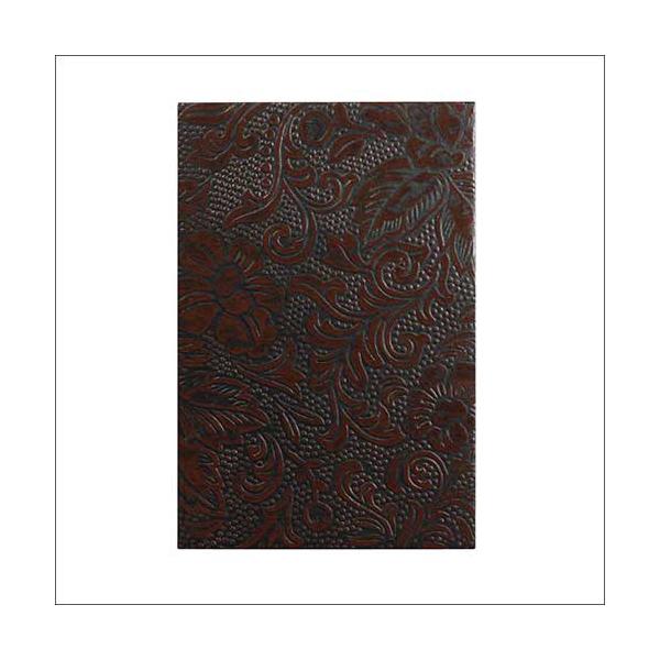 ●品番:31-1025●入数:１冊●寺社に参拝の証にいただける大切な御朱印。●うるし紙を表紙に使用し、男女問わずお使いいただけるシンプルで味わいのある集印帳です。●中紙は蛇腹式で、裏写りしにくい二重の袋綴じ状になっています。●表と裏、両面ご...