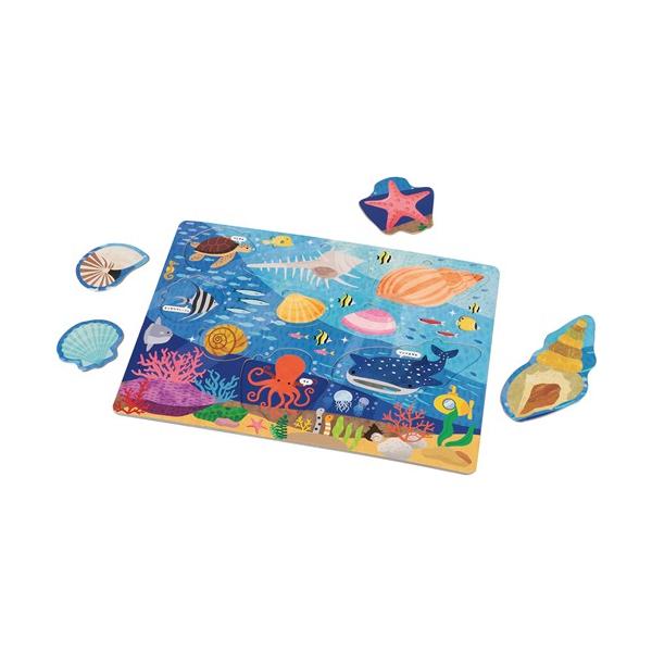 ●品番:021818●入数:１個●ヒトデや貝のピースを外すと、その下にかわいい海の生き物が隠れているパズルです。●遊びながら「何が出てくるかな？」と想像する力や観察力が自然と育まれます。●親子で一緒に楽しめる知育アイテムです。