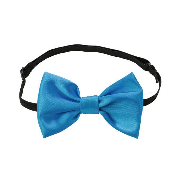 ●品番:018985●入数:１個●上品な光沢が衣装をグッと引き立てる、サテン素材の蝶ネクタイです。●発表会や運動会、舞台やダンスイベントなど、特別な日のスタイルアップにぴったりです。●首まわりは調整可能なゴムバンド式で、着脱も簡単。●準備や...