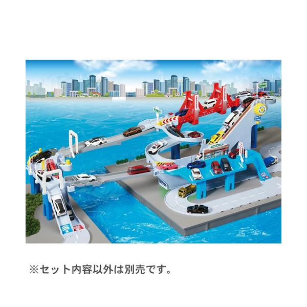 ●品番:4904810919247●入数:１セット●かんたん変形でコースがのびる！ちぢまる！たくさんのトミカがびゅんびゅん走る高速どうろ！●トミカの台数に合わせてコースをのばしたり、ちぢめたり、コースを引き出すだけでかんたんに変形ができます...