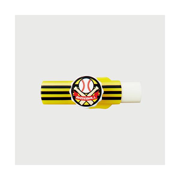 ●品番:CA-011BB●入数:１個●キャラクターが付いた楽しいデザイン。●服の内側にストッパーを差し込めば、穴を開けずに名札を取り付けられます。