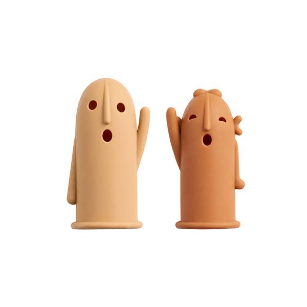 ●品番:HA-207●入数:1組●事務作業の定番である指サックとしての役割だけでなく、デスクなどに飾っても楽しい●はにわの形の指サック、『はにさっく』。●外れにくいキャップタイプで、フィットしやすい内側リブ付です。●紙をキャッチしやすい凸凹...