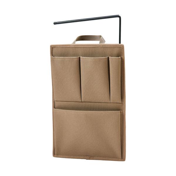 ●品番:HOZ100-BE●入数:１個●デスクにハンギングして使えるハングオーガナイザー。散らかりがちな文房具やＰＣ周辺用品もデスク下のデッドスペースを有効に使うことで、机上がスッキリ。●ハンギングフックを折りたたむとＡ４サイズだからリュッ...