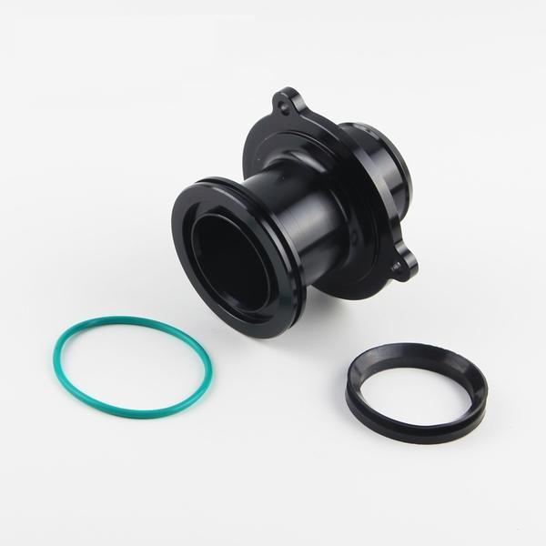 アウディ・フォルクスワーゲン1.8L、2.0Lガソリンターボ（TSI）（EA888エンジン）用ターボマフラーデリートパイプです。本商品を取り付けることで、低中速のトルクが太くなるため、ターボ車特有の低・中速トルクのラグやもたつきが改善します...