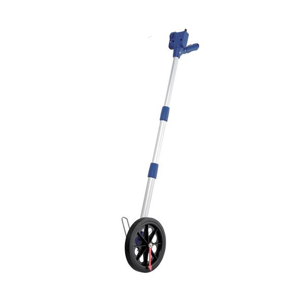 読み取りやすい手元カウンターを採用しました。握りやすいハンドル形状になっています。3段伸縮で収納出来ます。ソフトケース付です。仕様■最大サイズ 1030mm、最少サイズ 620mm■輪径 212mm■カウンター 5桁■目盛単位 10cm、測...