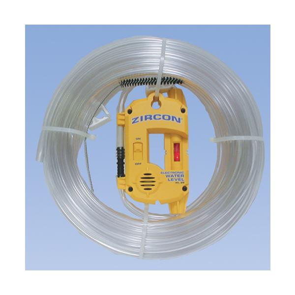 遠距離や天井の水平を音で確認する水もり管です。ホースが15mと長く、ブザーで水平を知らせるので、一人で簡単に遠距離の水平確認が出来ます。狭い場所でも使いやすいコンパクトサイズです。ホース洗浄ブラシ付です。基準線の所だけ音が変わるので、より正...