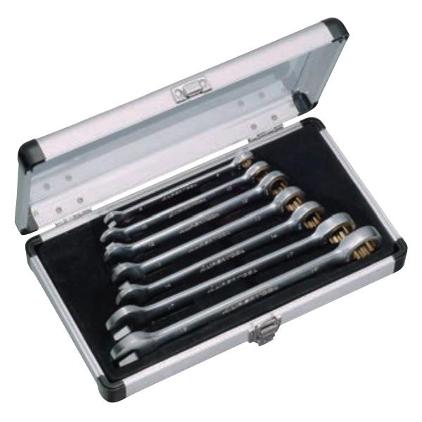 《仕様》●材質：特殊合金鋼●仕上げ ・本体：ニッケルクロムめっき ・ソケット部：チタンめっき●セット内容：GRW8・10・12・13・14・17・19(ストレートタイプ)●セット入数(丁)：7●アルミケース付●質量(g)：1200《特長》●...