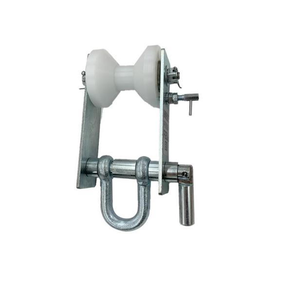 《仕様》●定格荷重：0.25t●適合パイプ径：35〜60mm●全長：180mm※商品の詳細はメーカーサイトにてご確認ください。《特長》●車輪ロック機構付きですので、任意の場所に止めておけます。