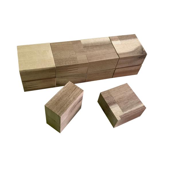 【発送について】全国一律送料無料[ネコポス][ゆうパケット][クリックポスト]いずれかで発送(ポスト投函)●複数の場合、発送方法が変わる場合があります香りや木の質感のご確認に。消しゴムはんこの持ち手として。工作にもお使いいただけます。【樹種...