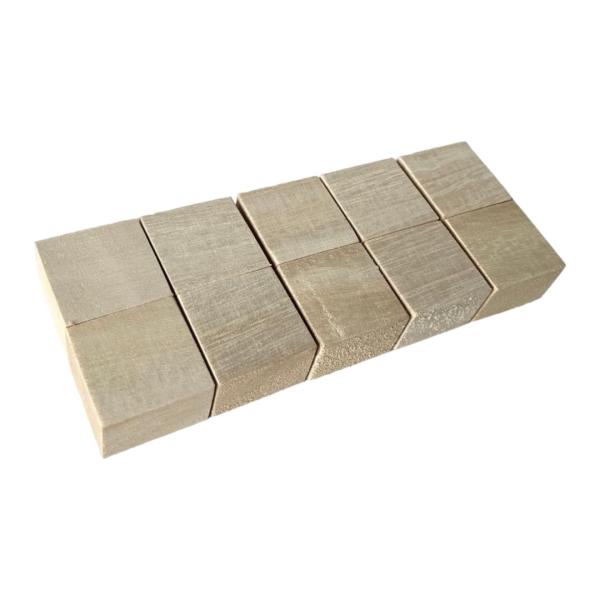 【発送について】全国一律送料無料[ネコポス][ゆうパケット][クリックポスト]いずれかで発送(ポスト投函)●複数の場合、発送方法が変わる場合があります香りや木の質感のご確認に。消しゴムはんこの持ち手として。工作にもお使いいただけます。【樹種...