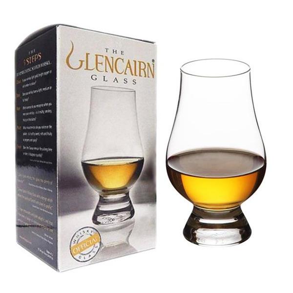 ●ウイスキーグラスの世界において、最大のヒット商品とも言える‘100万個以上’を売り上げた、究極のブレンダーズ・グラスが入荷致しました！！お手ごろ価格で、毎日の一杯から、特別な1本まで、幅広くご利用頂けます。