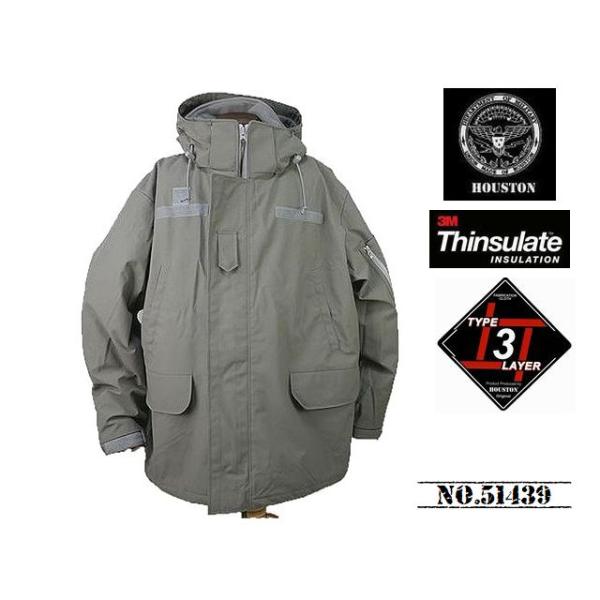 HOUSTONの定番「ECWCS PARKA」をさらにアップグレードさせたモデルです。ECWCSパーカーは「Extended Cold Weather Clothing System」 (拡張式寒冷地被服システム）の頭文字をとった略称のこと...