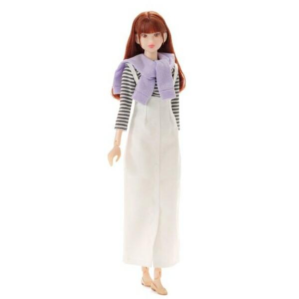 カーテンを開けると清々しい青い空、今日は一駅歩いてみようかな爽やかな気分の momoko ドールです♪　【商品仕様】ブランド名：セキグチメーカー型番：221929代表カラー：ホワイトコレクションアイテムのテーマ：芸能人・タレントシリーズ名：...