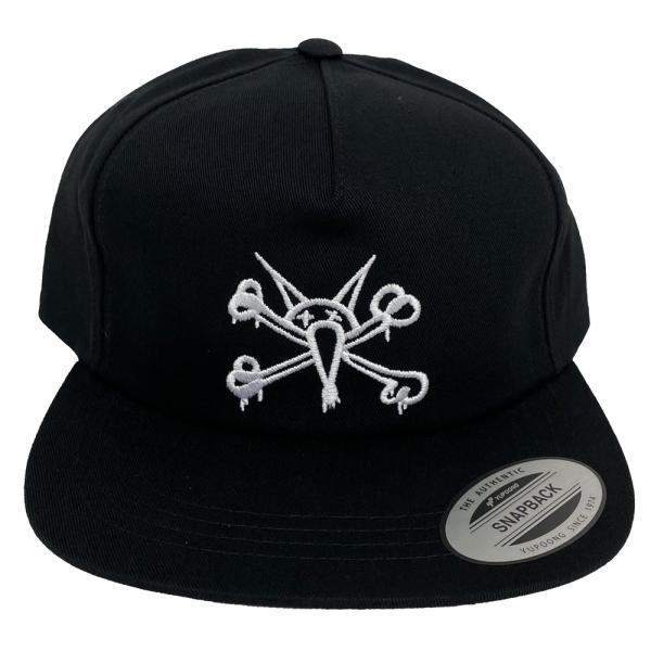 POWELL PERALTA・パウエル・ペラルタ・VATO RAT・スナップバック・ベースボールキャップ・キャップフロントのRAT BONEは刺繍です。後ろのアジャスターの部分にタグ。帽子の内側にもタグがあります。素材：コットン100％サイ...