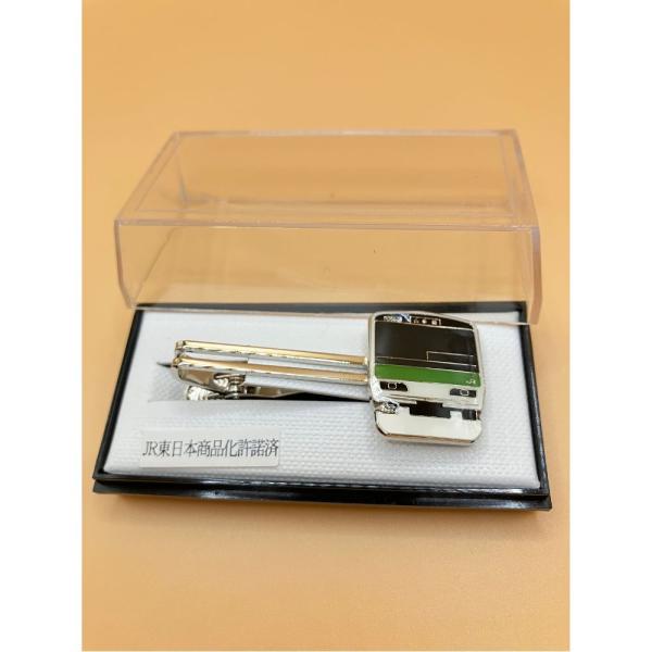 ケース入りサイズ縦3.8cm×横7.5cm×厚み3cmネクタイピン種類：　山手線、総武線、高崎線、北斗星、マスコン電車の形のケースに入ったネクタイピン、プレゼントに如何でしょうか