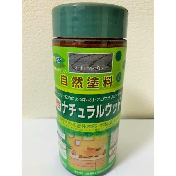特価品につき瓶に汚れ傷等がございます●商品名アサヒペン　油性　ナチュラルウッド　300ml　オリエントブルー●商品詳細【塗り面積】 1.8〜2.7m2（畳1.1〜1.6枚分）2回塗り【乾燥時間】 夏季：12時間〜24時間、冬期：1〜2日【用...