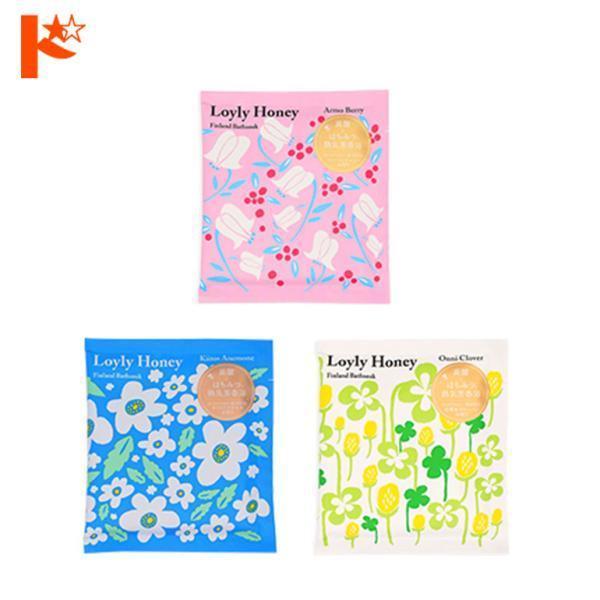 【 ロウリュハニー フィンランドバスソーク 】炭酸ソーダをベースにした発泡タイプの入浴料。浴槽に入れた瞬間に超微細な炭酸ガスが発生します。＜6つのうるおい成分配合＞で、やさしくお肌をととのえます。■内容量：50g■サイズ(WDH)：115×...