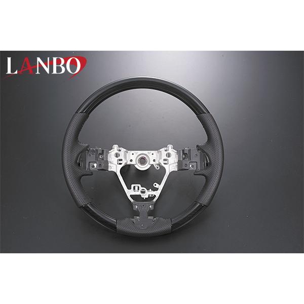 品番: SD004A車種: タント型式: LA600S / LA610Sカラー: 黒木目グリップ形状: ノーマルグリップ備考: 2017/12-のみ可、MOMO製ステアリング装着車不可本製品はステアリング本体のみの純正交換タイプになります。...