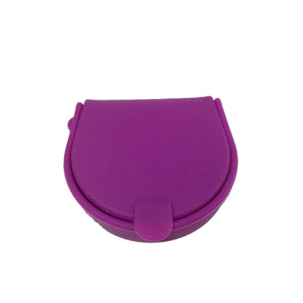 カード類はもちろん様々な物を入れることができます。　使い方はあなたのスタイル次第！