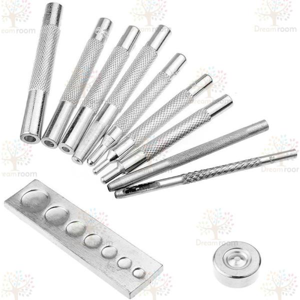 【セット内容】・万能打ち台（7穴）×1 ・打ち台×1 ・ハトメ抜きポンチ×2 (2.5mm／3.0mm) ・ハトメ打ちセット×7 (201×1／655×2／633×2／831×2)