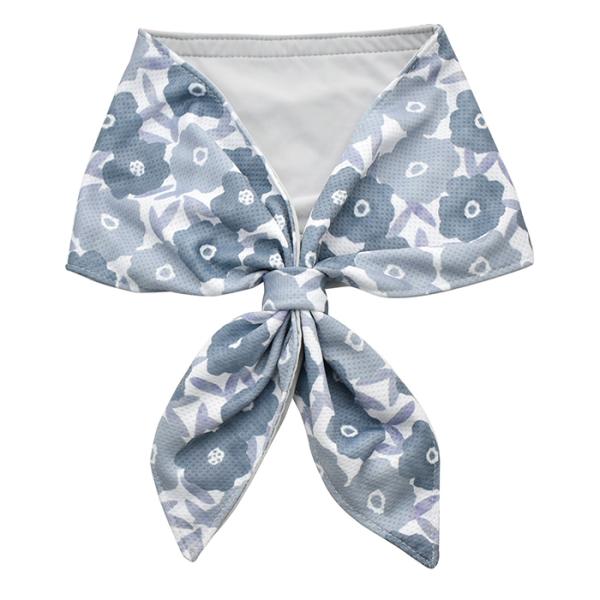 ふんわり軽い着け心地。夏のファッションを彩るクールスカーフ。UVカット率98％。保冷剤付属。ファッションを楽しみながら暑さ対策ができるクールスカーフ。内側が接触冷感になっているので、そのままつけてもひんやり。特に暑い日は、付属の保冷剤を入れ...