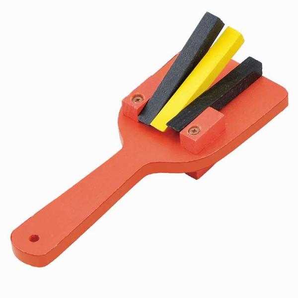 楽しい両面タイプのなるこです。組立済のなるこです。表裏に3連のバチが付き、とてもよくなります。●裏表3連バチ付両面タイプ●すぐに使える着色済バチがはずれないよう、木ネジで補強しました。■大きさ：170×70×31ｍｍ■素材：木製