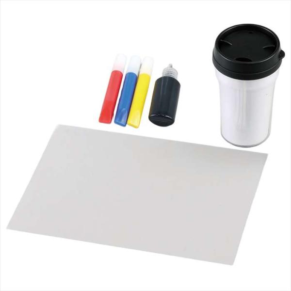 ステンドカラーで作ったステンドグラス風の作品をタンブラーに差し込みオリジナルのタンブラーが作れます。